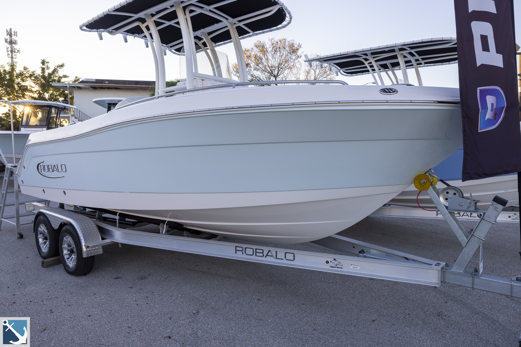 2024 Robalo R222EX 6127 | Fish Tale Boats Fort Myers & Naples